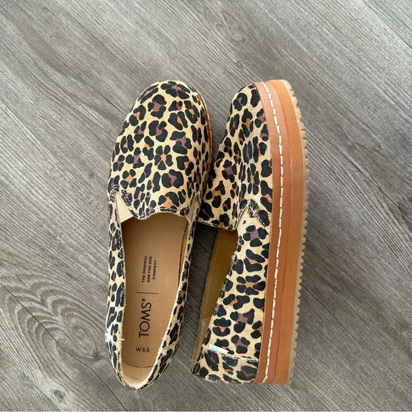 Leopard Toms